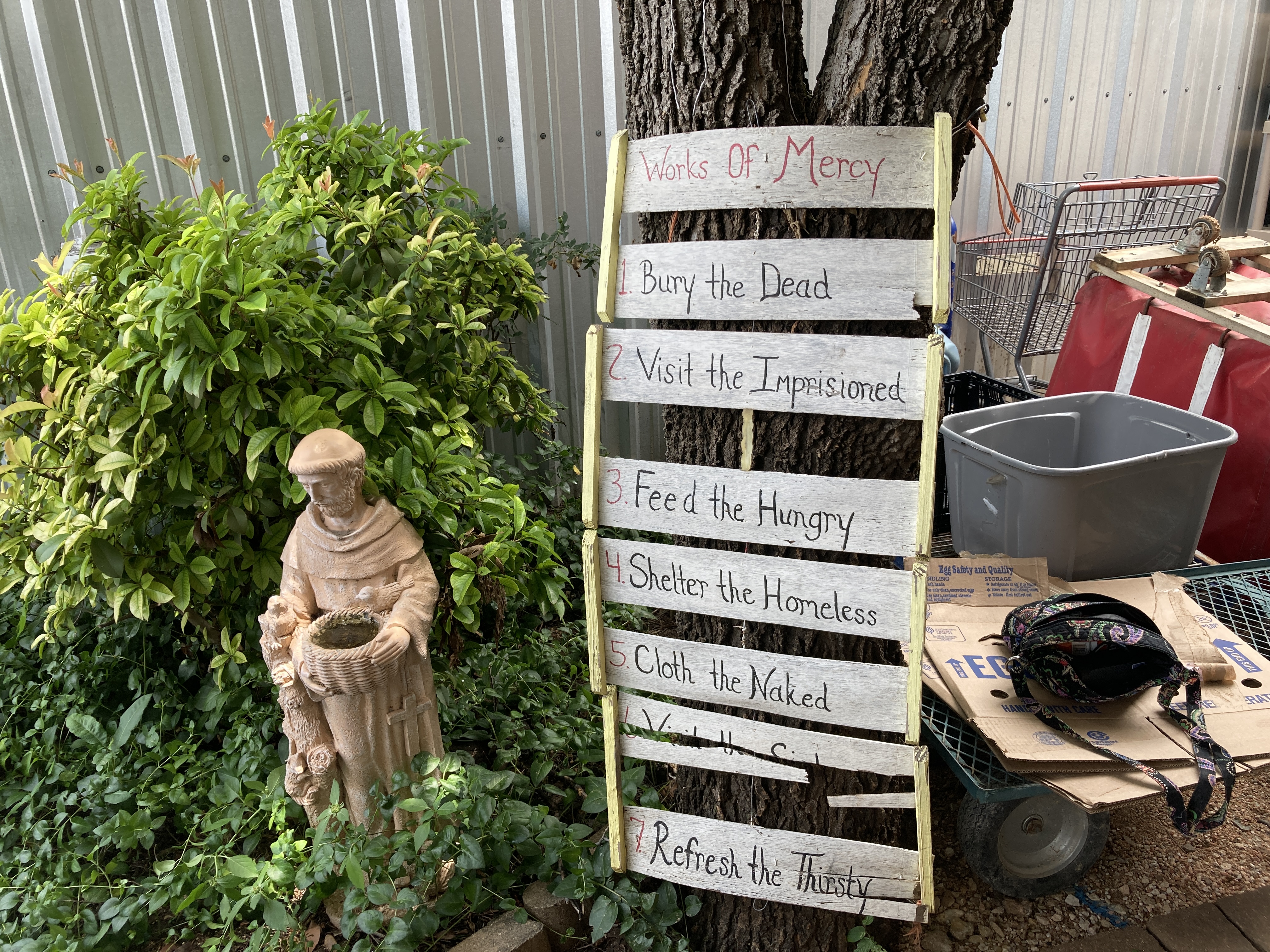 Take a Look Inside Loaves and Fishes Ministry at Sacred Heart Catholic ...